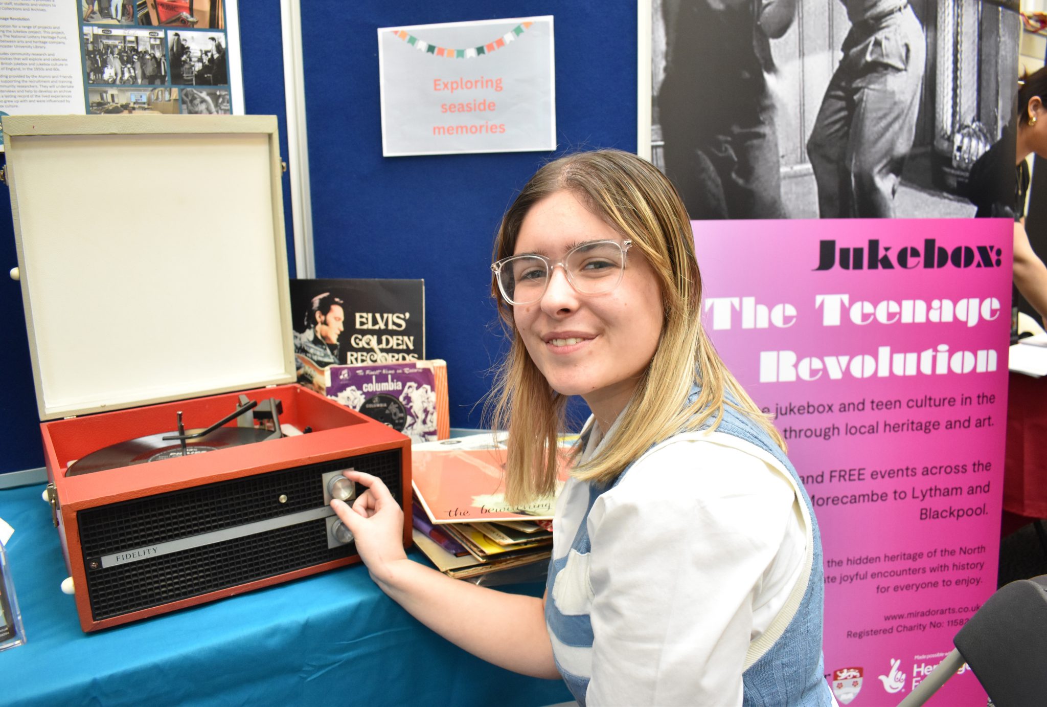 Gallery – Jukebox : The Teenage Revolution